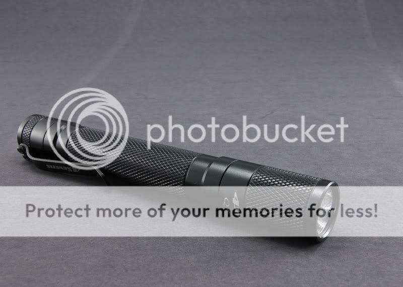 4sevens Mini AA-2 review with OTF Lumens, 90 Minute Runtime and ...